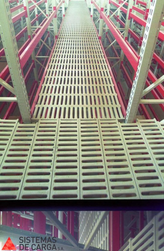 RACK SELECTIVO CON PASARELA – SISTEMAS DE CARGAS